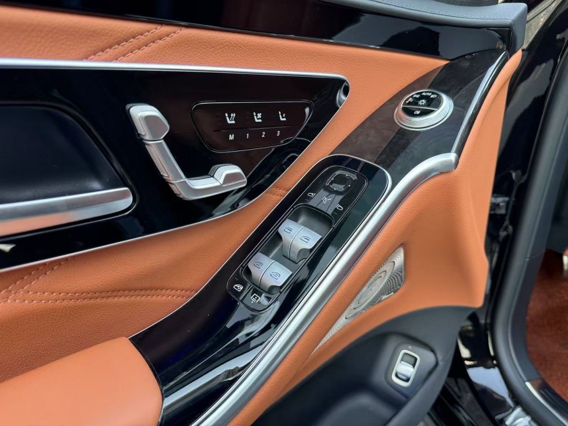 奔驰 迈巴赫 S480 4MATIC 黑外/棕内 2024年04月上牌 8000公里-恩佐网